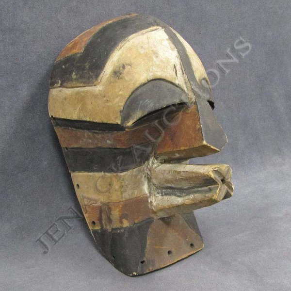 34: AFRICAN SONGE KIFWEBE INITIATION MASK, ZAIRE