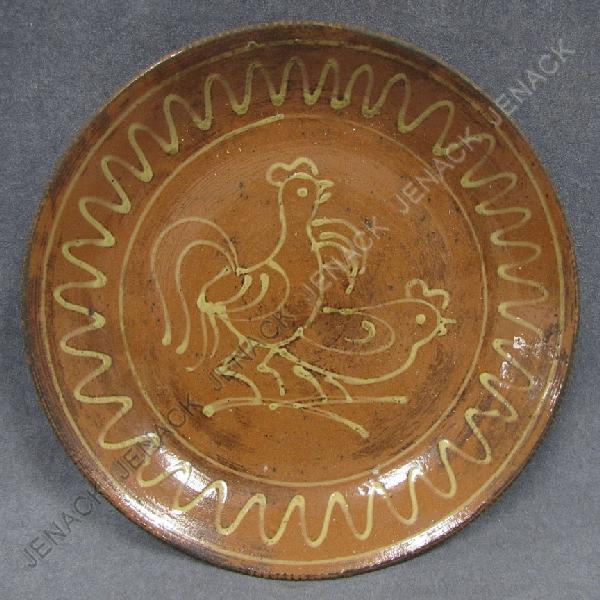 30: VINTAGE REDWARE SLIP DECORATED PLATE WITH ROOSTER