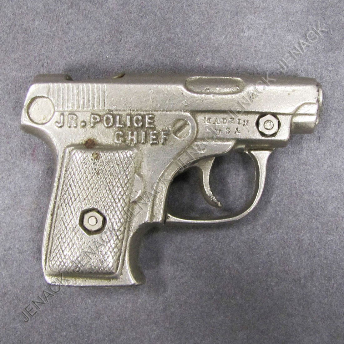 356: VINTAGE FENTON CAST IRON JR. POLICE CHIEF CAP GUN