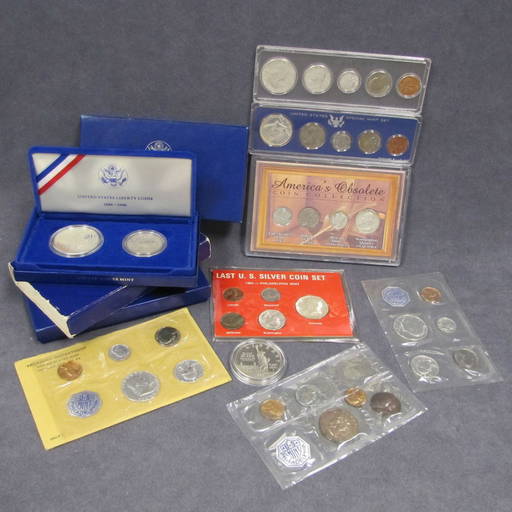 Lot (10) Including 1960 And 1966 Special Mint Sets