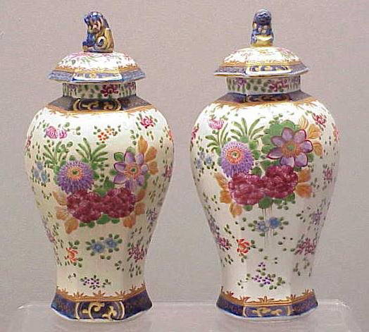 380: Pair Samson Porcelain Urns