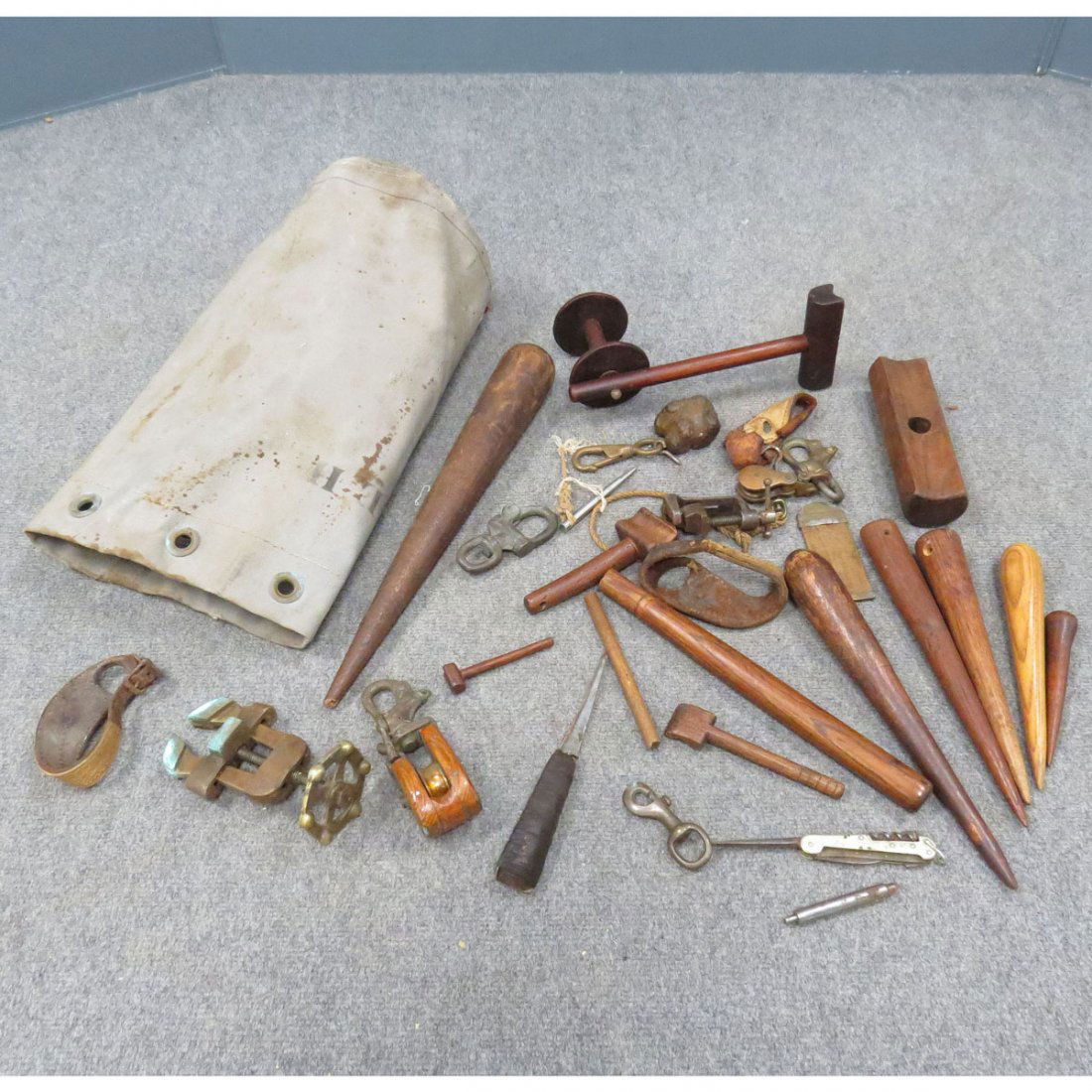 LOT ASSORTED VINTAGE SAIL MAKERS TOOLS