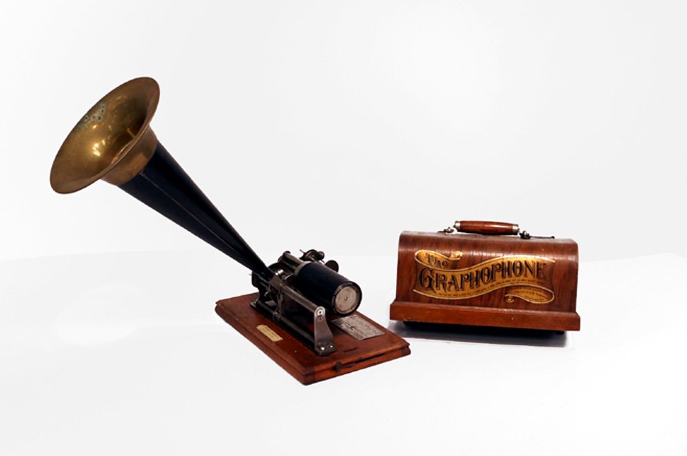 COLUMBIA GRAPHOPHONE TYPE B CYLINDER PHONOGRAPH WITH