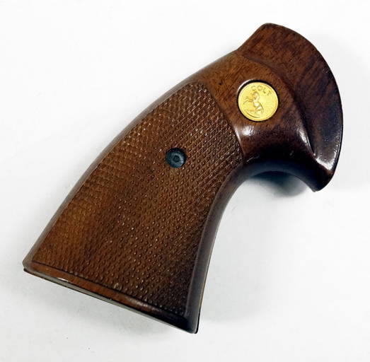 Pair Colt Python Checkered Walnut Pistol Grips (chip)