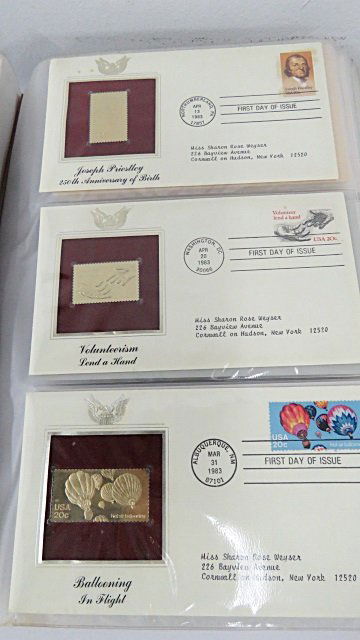 Lot (18) Golden Replicas Of Us Stamps In Original