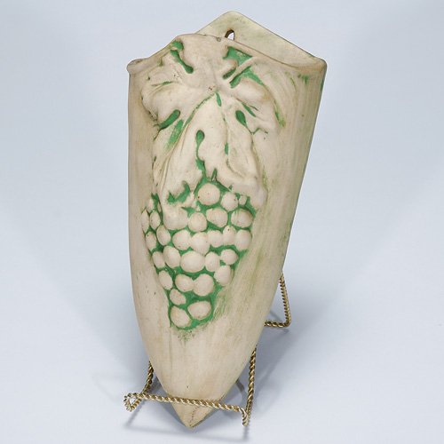 1148: Strobl Pottery 12" wall pocket, grapes - Nov 05, 2006 | Humler ...