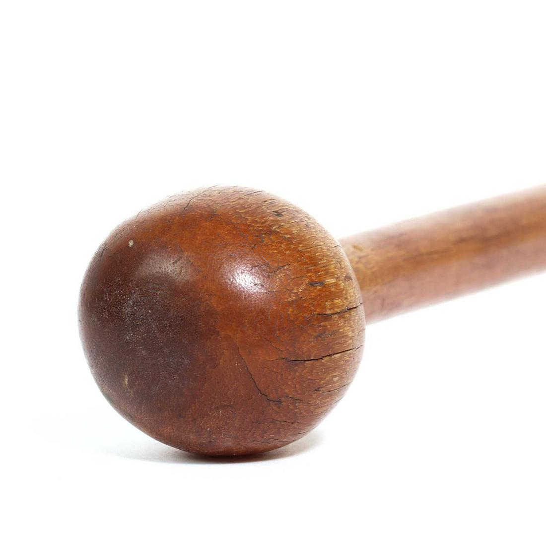 A Zulu rhinoceros horn knobkerrie, - Nov 09, 2022 | Sworders Fine Art ...