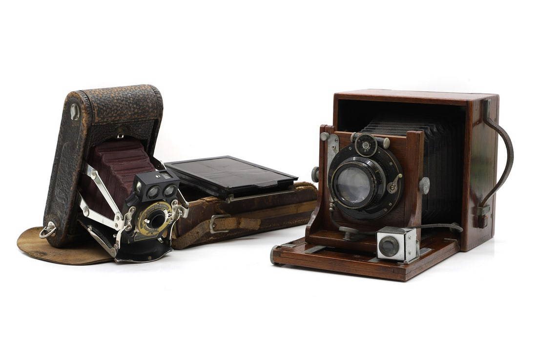 A 1/2 Plate Camera, Auction