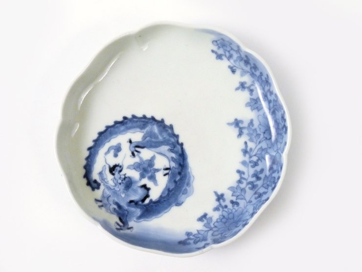 An Arita blue and white Dish, mid 18th century, of peta - Apr 23, 2013 ...