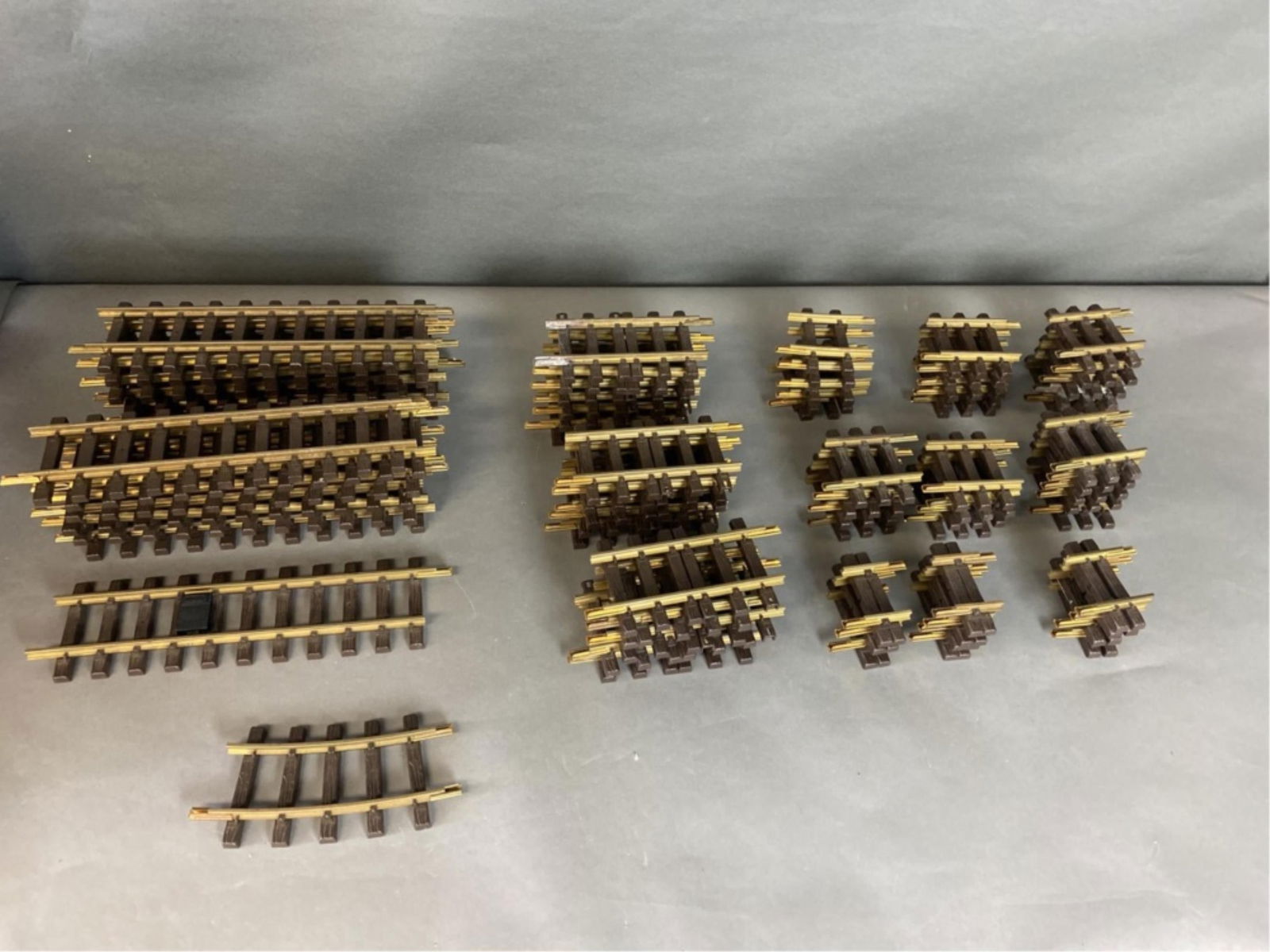 Lgb Track Segments Auction