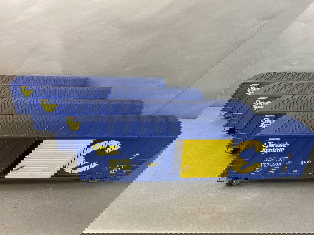 Lgb Trains G-scale Box Cars - Chessie System - 409 Auction