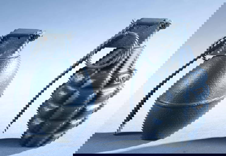 2 U.s. Inert Training Grenades