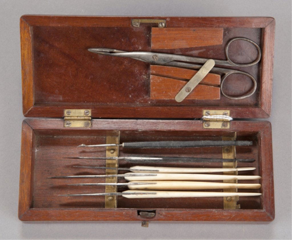 54: Civil War field surgical kit. Field surgical kit wi