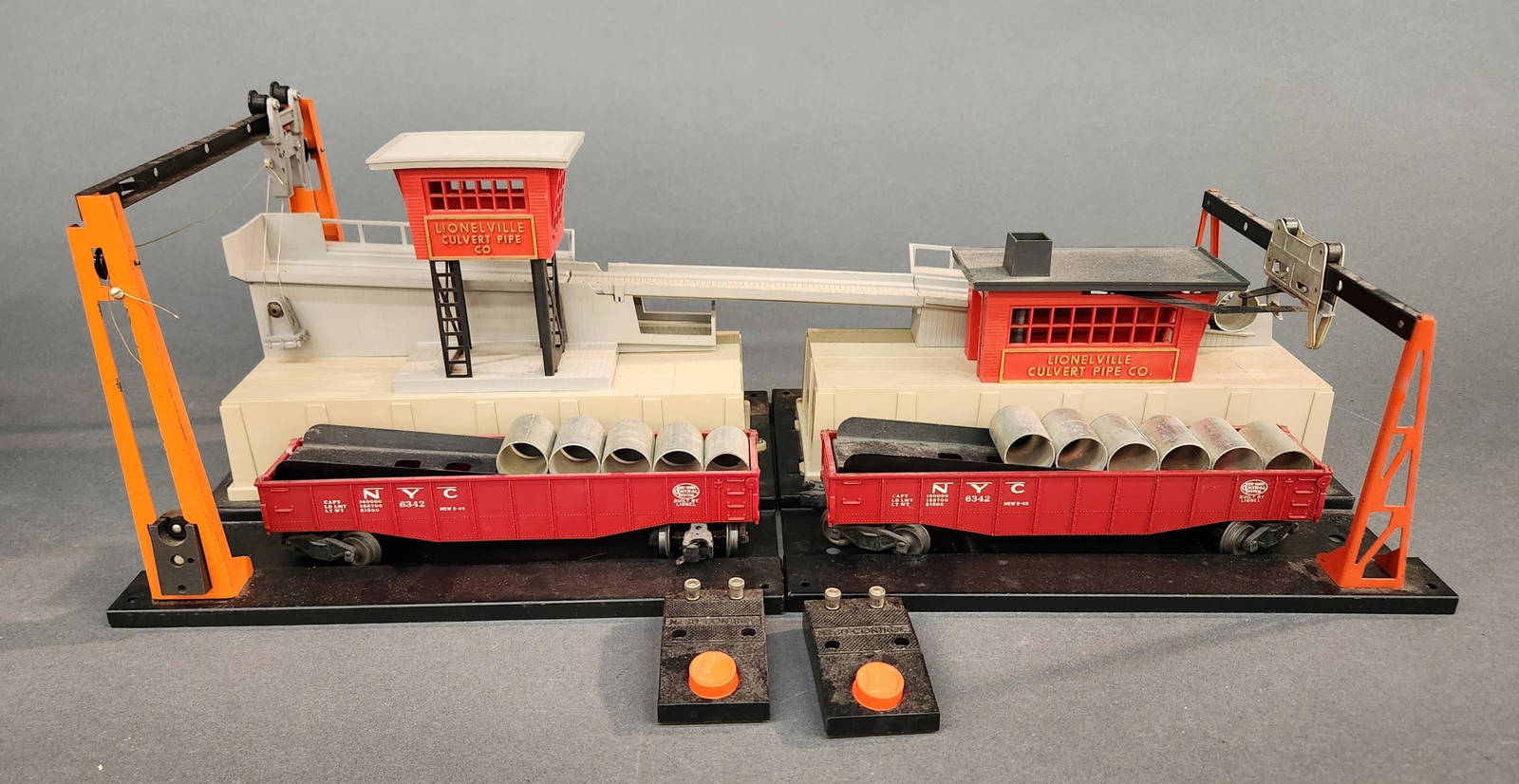 Postwar Lionel No. 342 & No. 245 Culvert Stations Auction