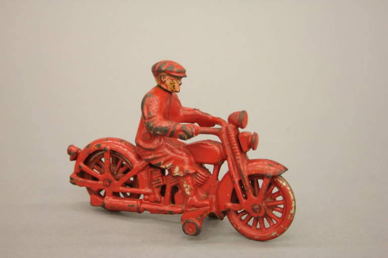 Hubley Cast Iron Toy Motorcycle.