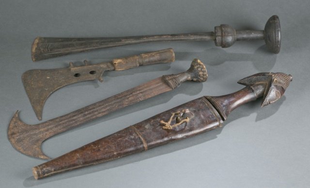 4 DRC bladed weapons. c.20th century.