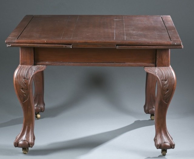 Colonial Revival Extension Table, 20th Century.