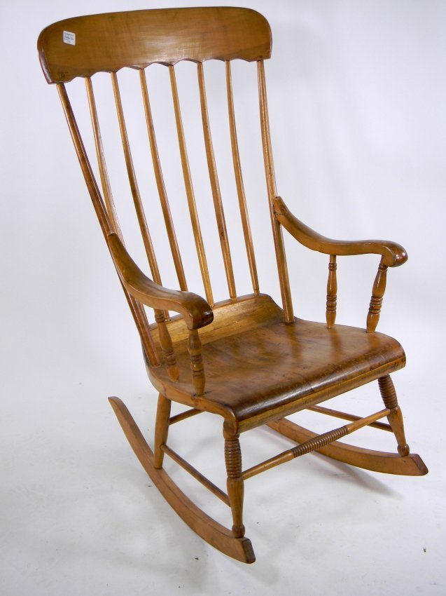 Early 19th Century American Rocking Chair.