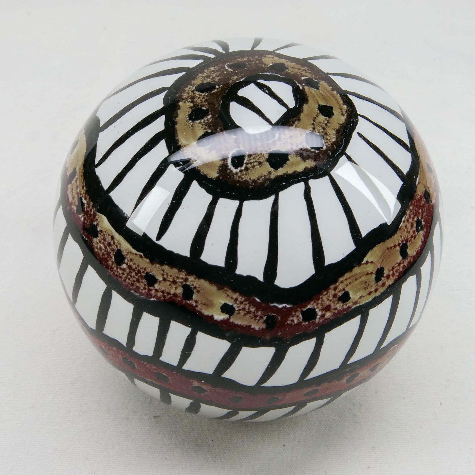 Paperweight: Karuna Glass, Doug Sweet. Abstract. Auction