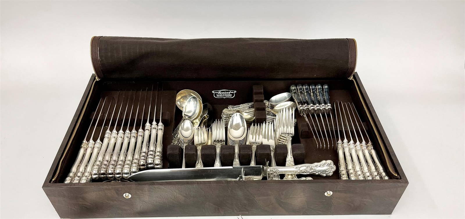 178-piece Service Gorham Co. "buttercup" Pattern Sterling Silver ...