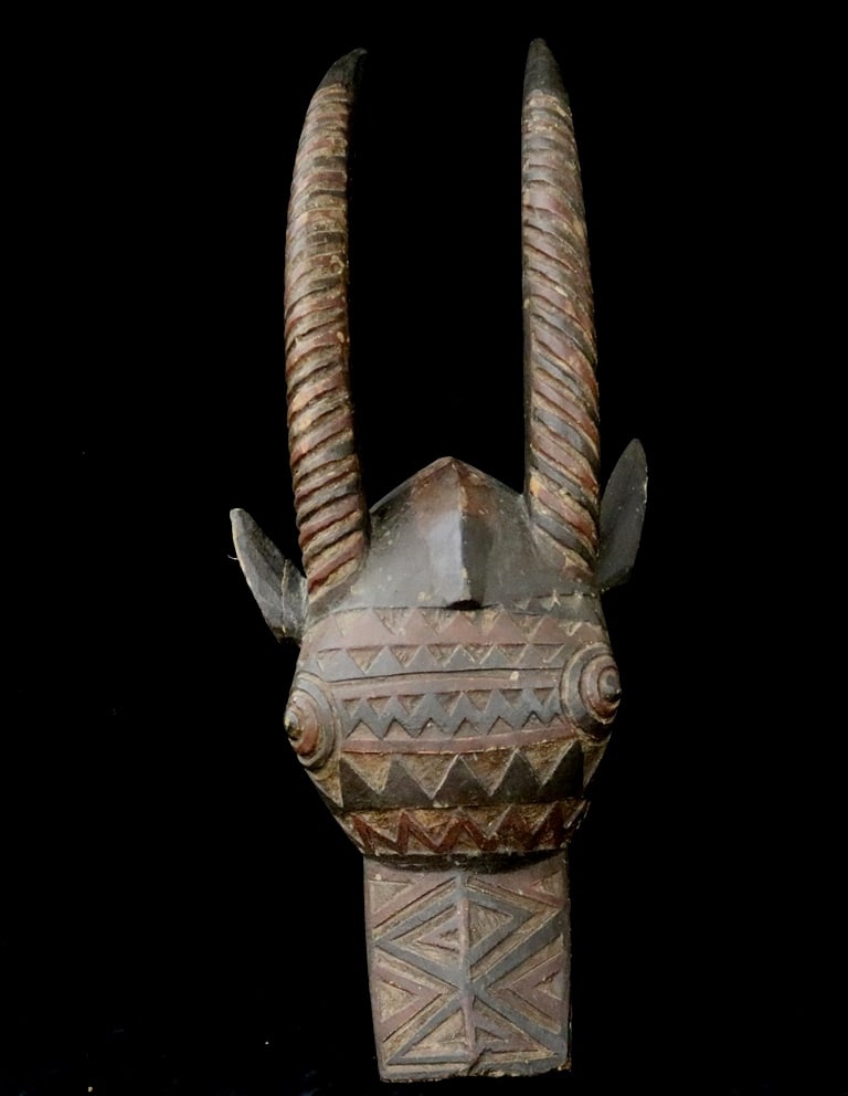 Malian Bamana Chiwara Male Antelope Mask, - Lenght: 30 Inches Auction