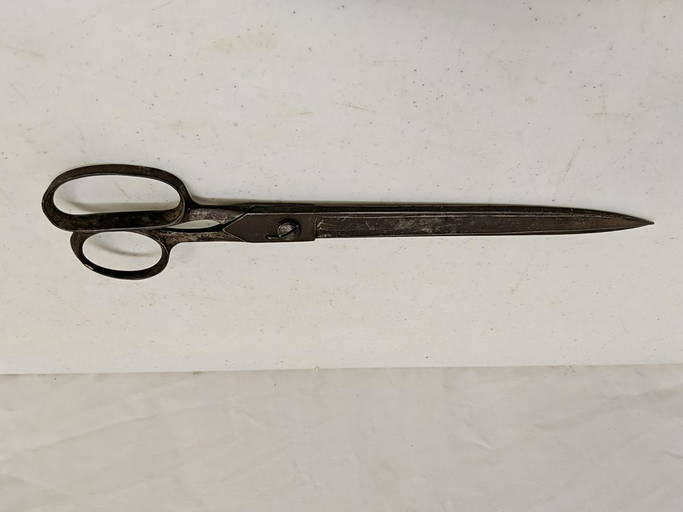 Compton U Set Seamstress Shears