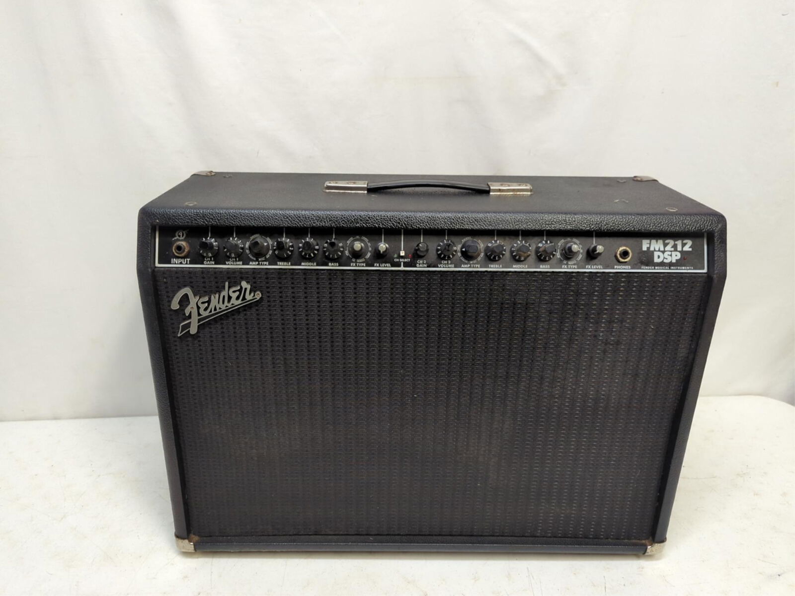 Fender Fm 212 DSP amplifier - Mar 05, 2022 | Heritage Antiques ...