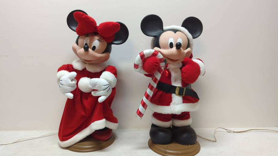 Animated Mickey & Minnie Mouse