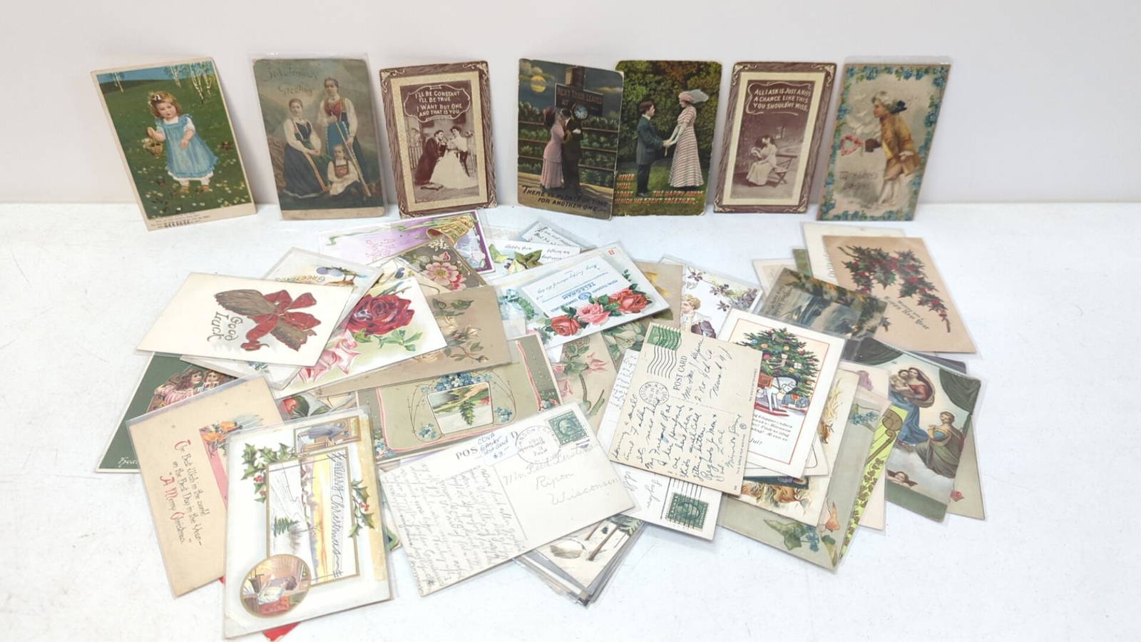 Antique Early 1900s Approximately 70 Post Cards Auction
