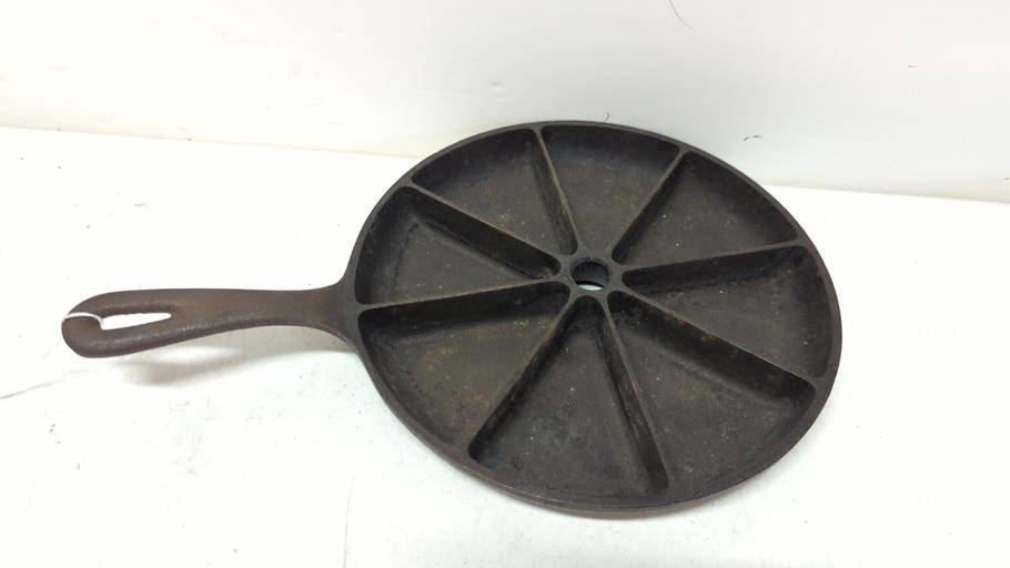 Lodge Cast Iron Corn Bread Skillet