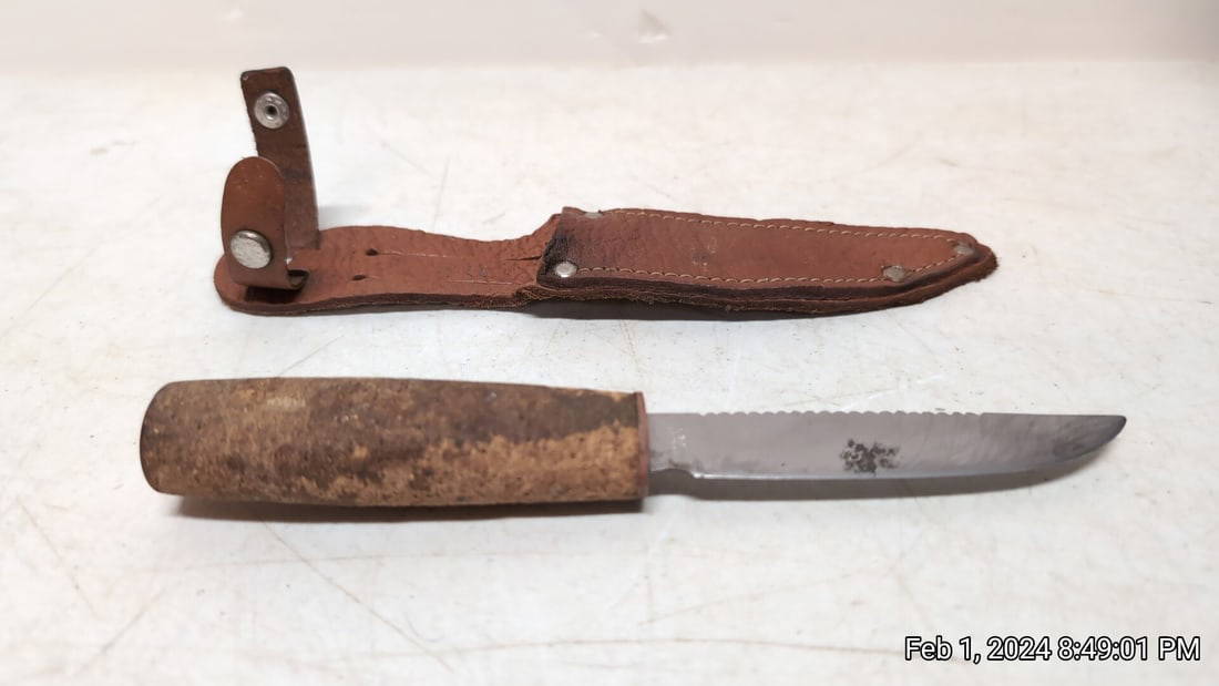 Vintage Skinning Knife With Seath Auction
