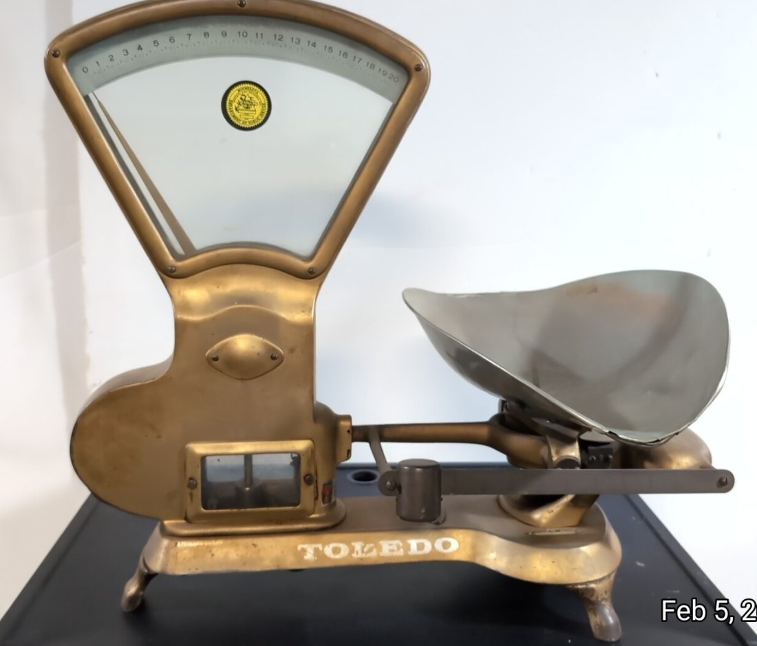 Antique 20 Lbs. Large Toledo Computing Scale Auction