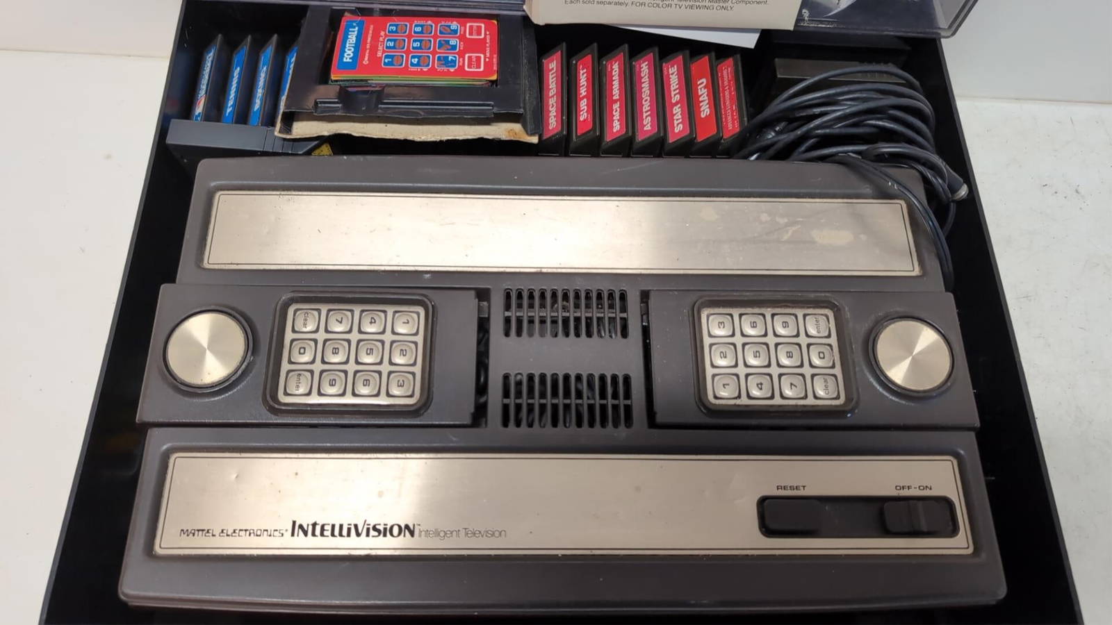 Vintage Mattel Intellivision Model 3330 Auction