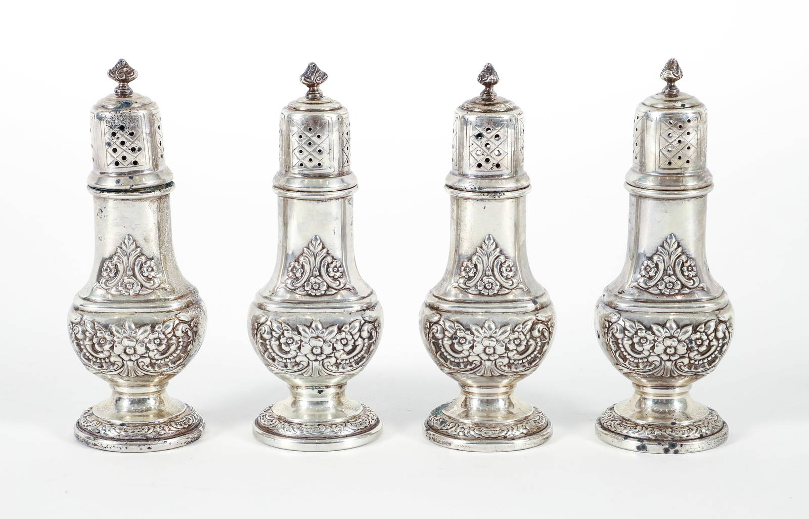 4 Sterling Silver Repousse Salt And Pepper Shakers Auction