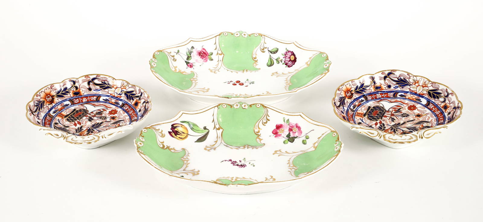 Two Bloor Derby Bowls And Two Imari Dessert Dishes Auction