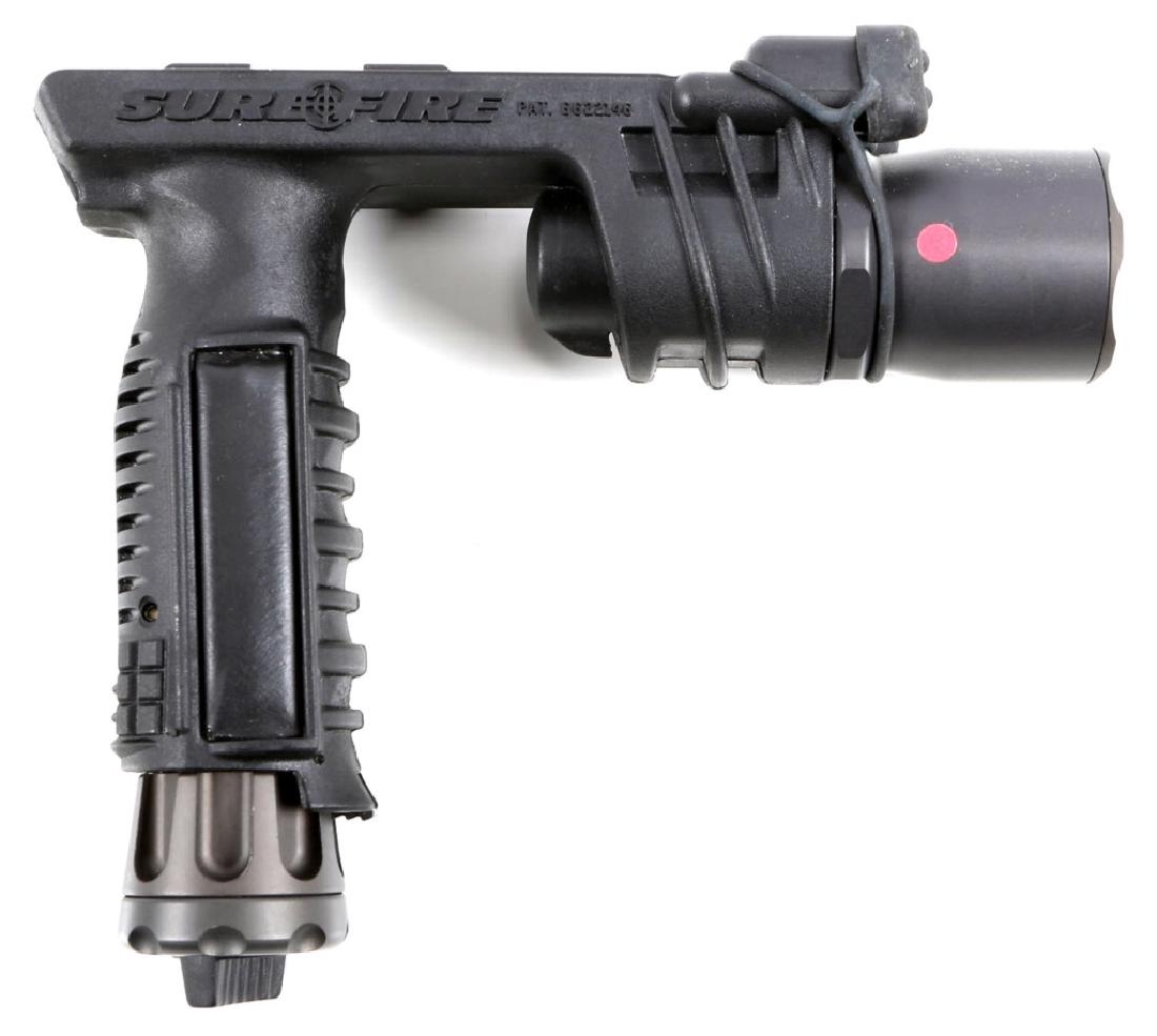SUREFIRE MODEL M910A FLASHLIGHT AND FOREGRIP