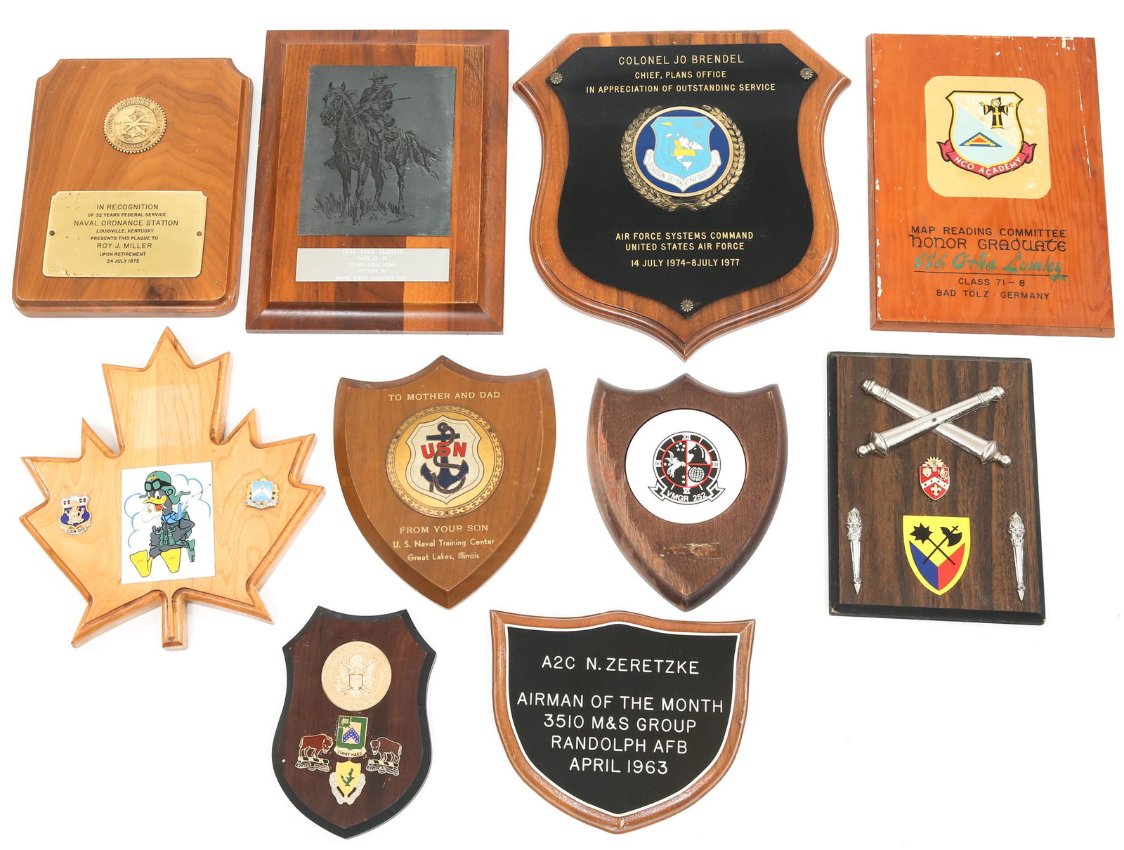 For Auction: COLD WAR ERA US MILITARY PLAQUES LOT OF 10 (#64437) on May ...