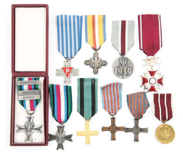 WWII POLISH ARMY MEDAL LOT (#81525) on Sep 14, 2022 | Centurion ...