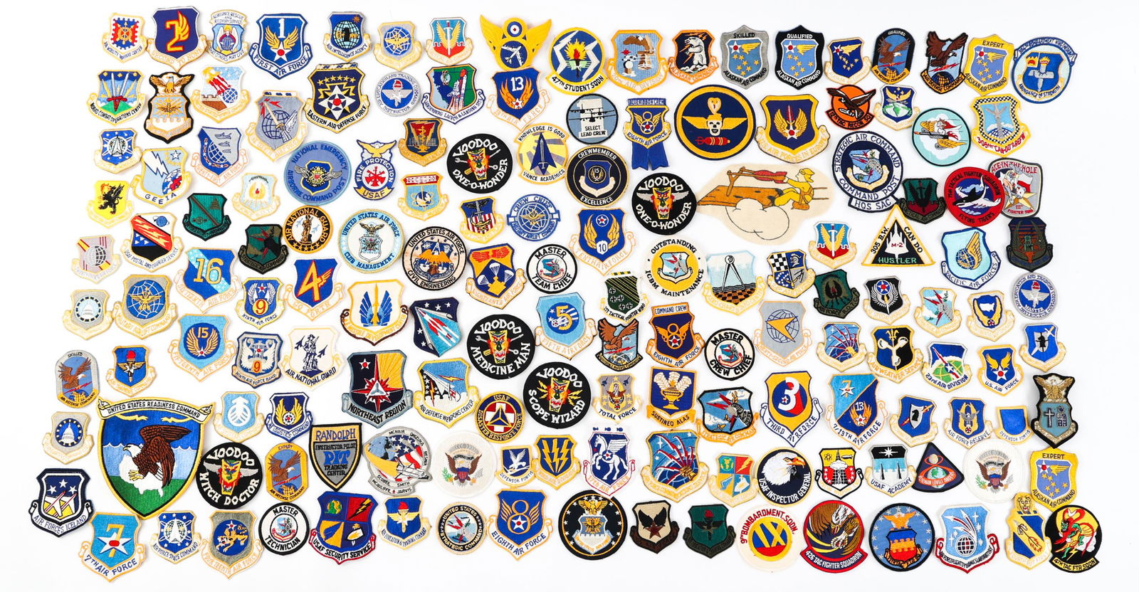 WWII - MODERN US AIR FORCE PATCH LOT OF 150 (#83571) on Jan 12, 2023 ...