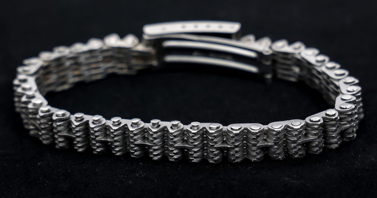 VIETNAM WAR US HUEY HELICOPTER TAIL ROTOR BRACELET (#83738) on Jan 12 ...