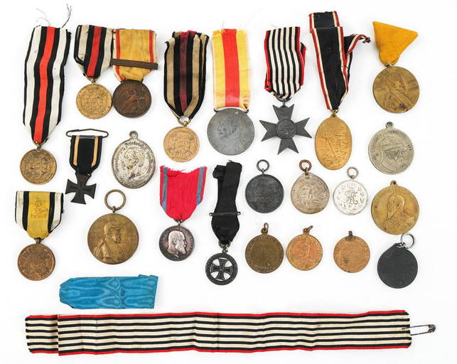 Wwi Imperial German Assorted Medals & Crosses