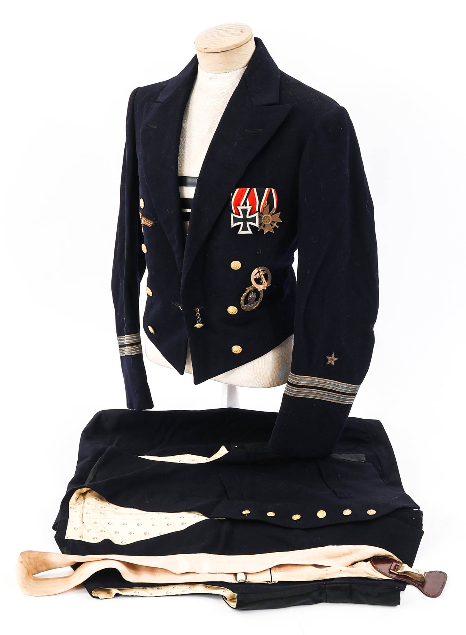 Wwii German Kriegsmarine U-boat Commander Uniform Auction