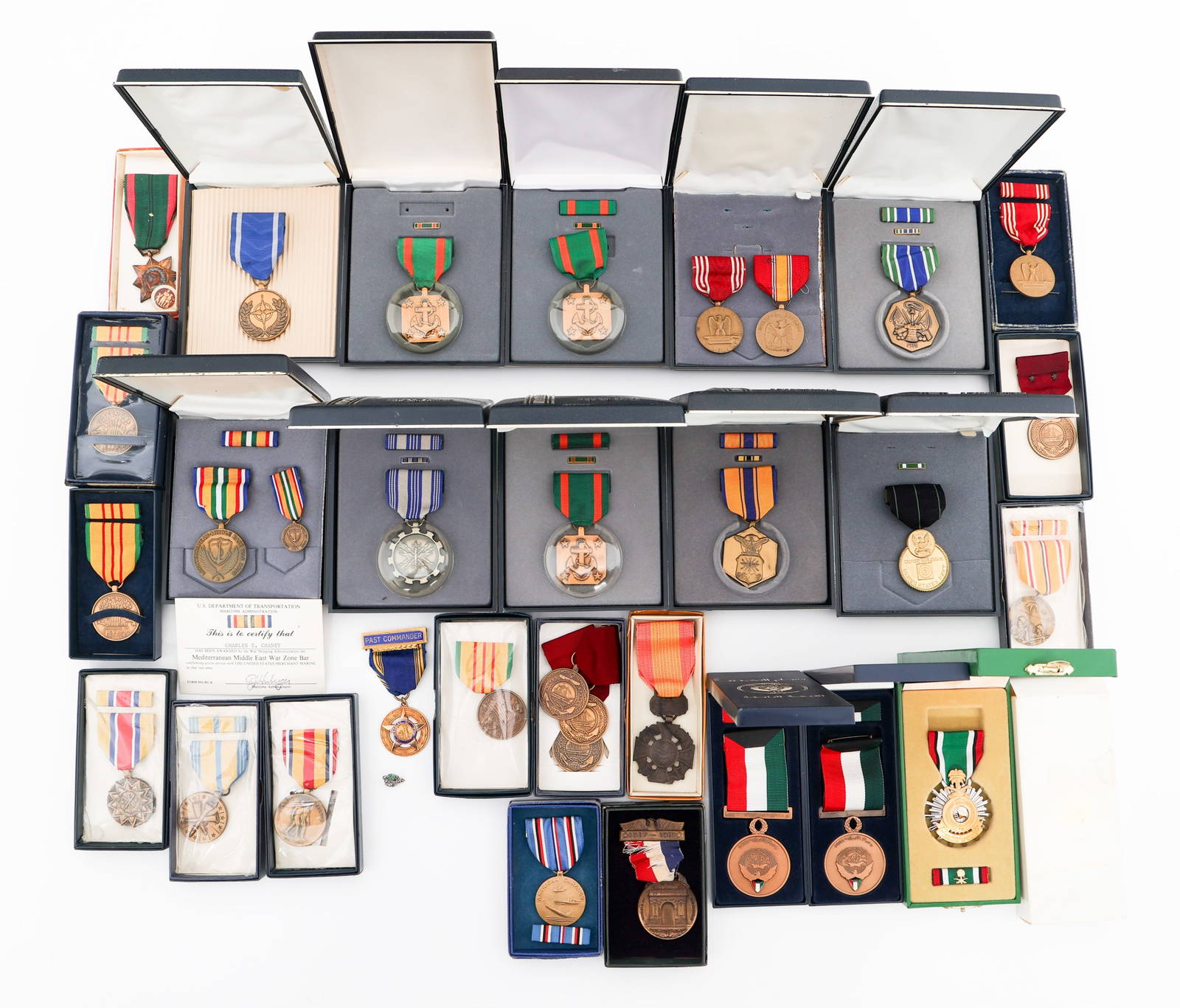 Wwi - Cold War Us Armed Forces Medals & Ribbons Auction
