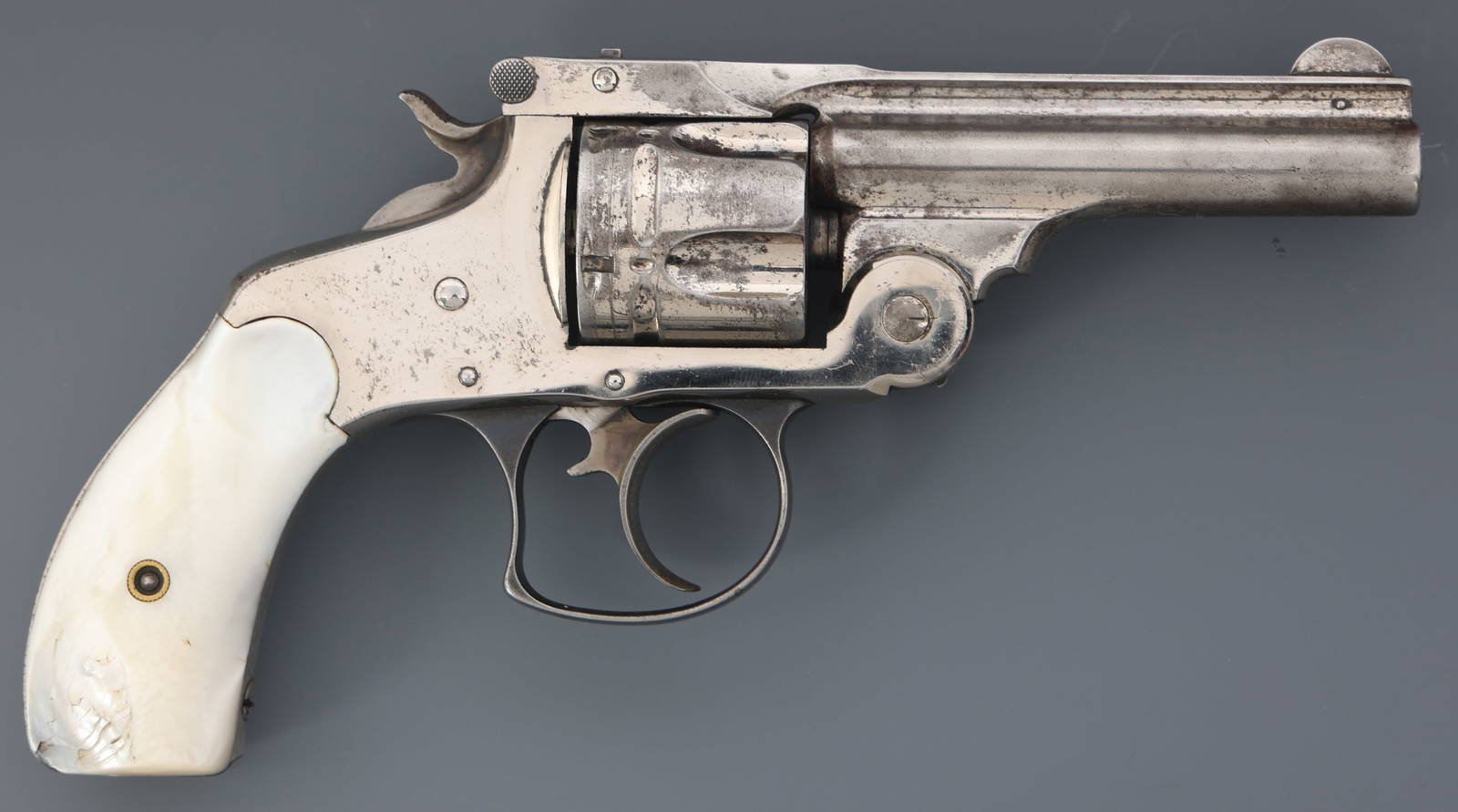 Modern Revolvers for Sale at Auction