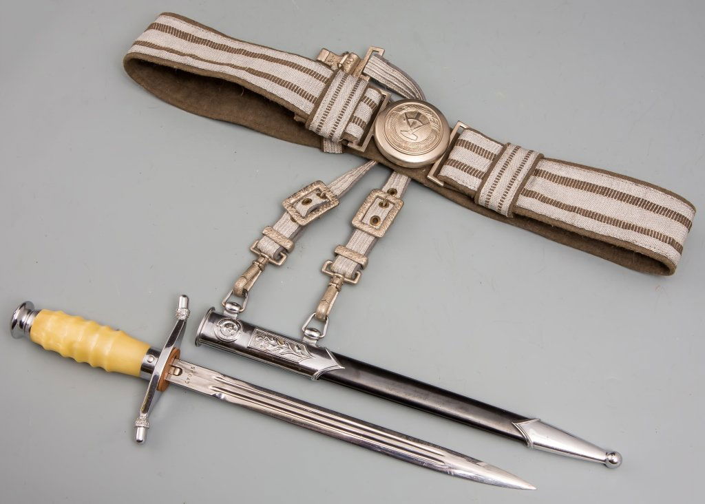 EAST GERMAN DAGGER WITH HANGER AND BELT
