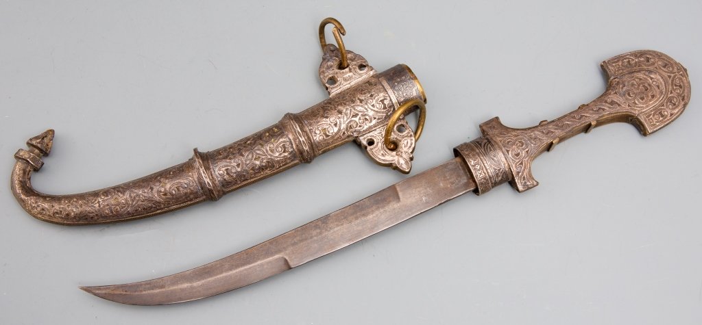 ORNATE SILVER KOUMMYA MOROCCAN BERBER DAGGER