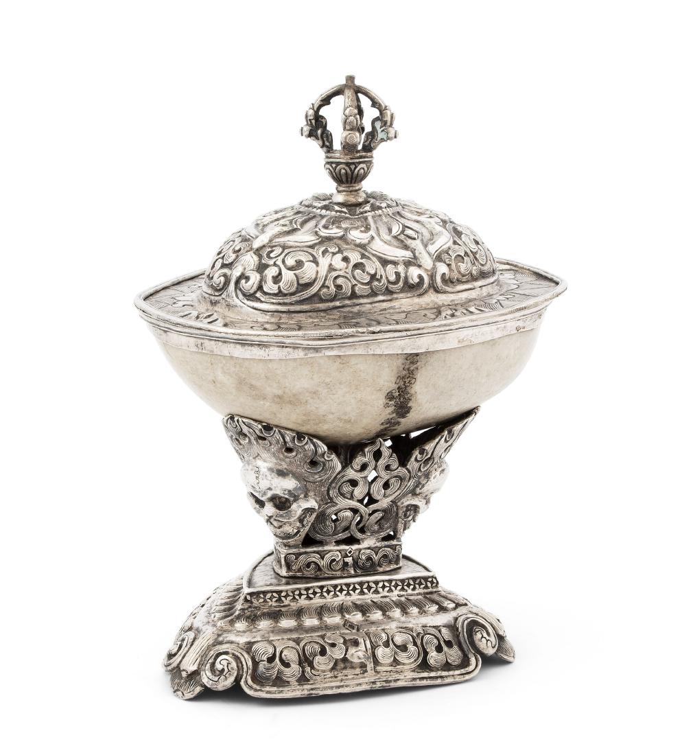 Schädelschale Kapala Mit Deckel Und Stand Tibet.