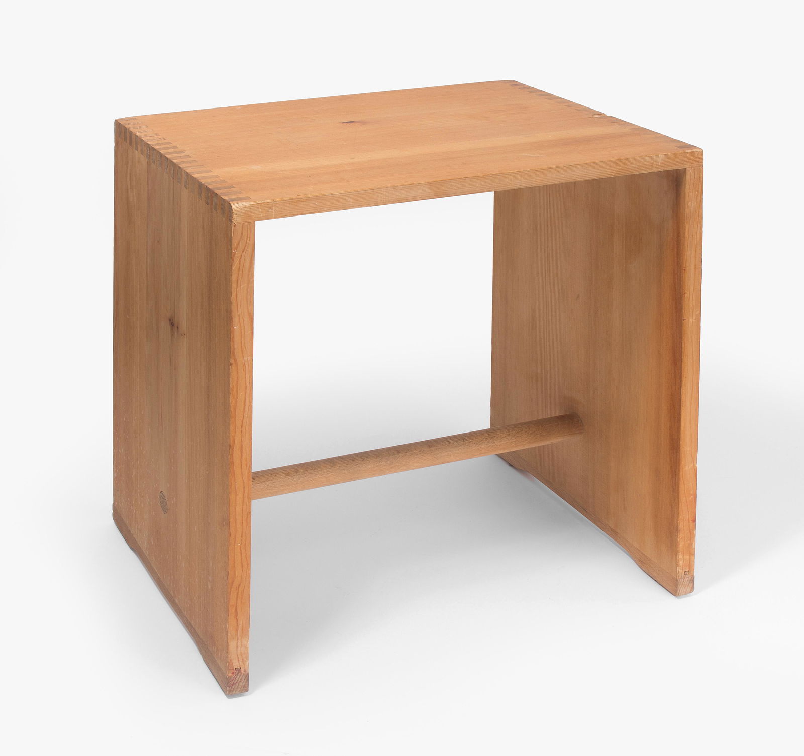 Max Bill & Hans Gugelot, Ulmer Hocker - Sep 23, 2022 | Schuler ...