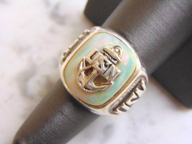 Mens Vintage Sterling Silver Mother Of Pearl Navy Ring