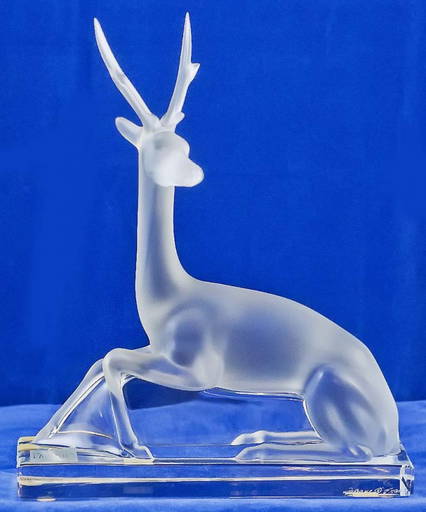 Lalique Molded And Frosted Crystal "stag"